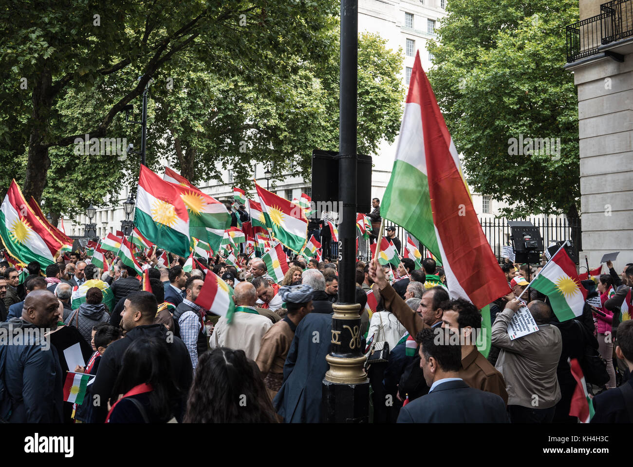 Kurdistan referendum Supporting Kurdistan referendum in London. Kurdish ...