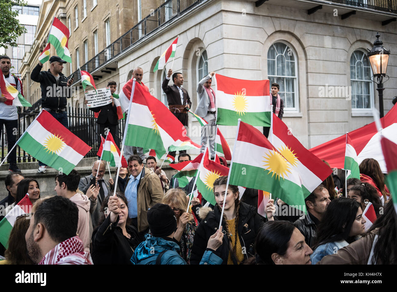 Kurdistan referendum Supporting Kurdistan referendum in London. Kurdish ...