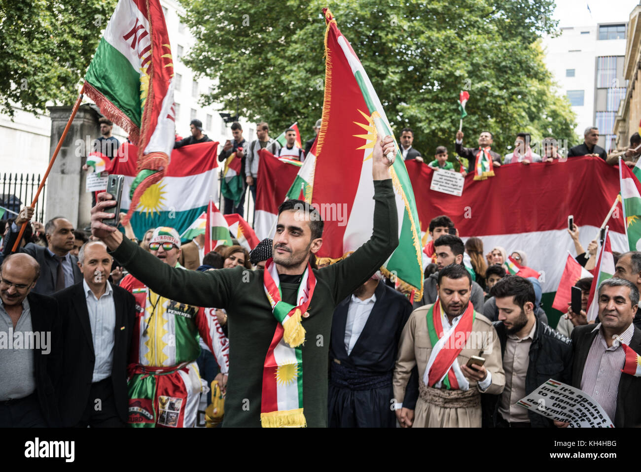 Kurdistan referendum Supporting Kurdistan referendum in London. Kurdish ...