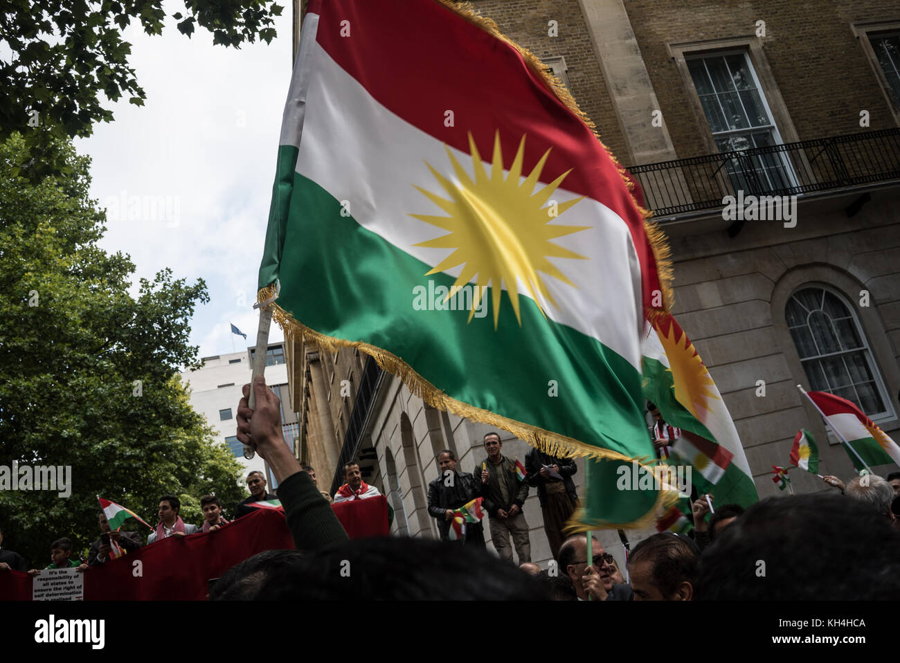 Kurdistan referendum Supporting Kurdistan referendum in London. Kurdish ...