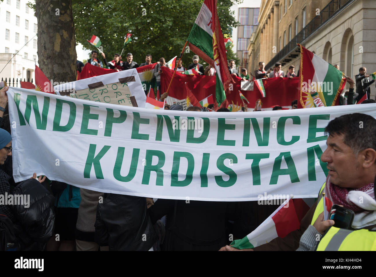 Kurdistan referendum Supporting Kurdistan referendum in London. Kurdish ...