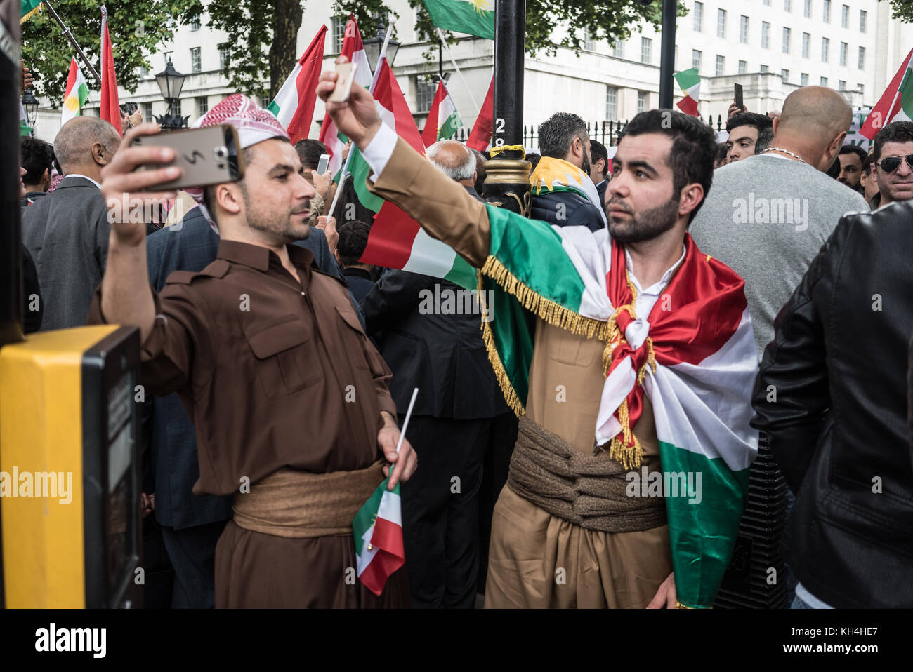 Kurdistan referendum Supporting Kurdistan referendum in London. Kurdish ...