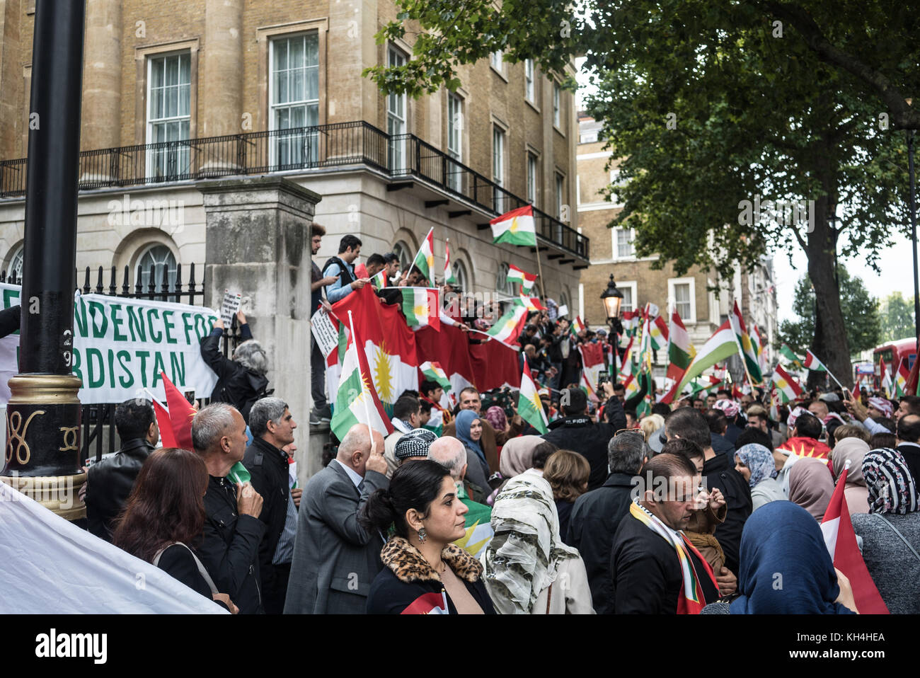 Kurdistan referendum Supporting Kurdistan referendum in London. Kurdish ...
