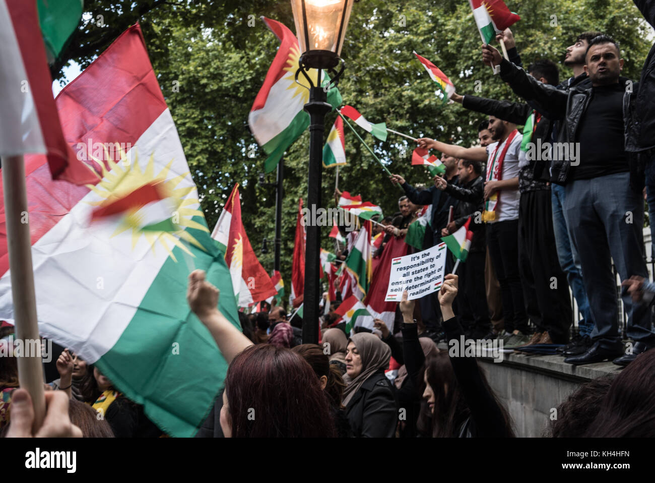 Kurdistan referendum Supporting Kurdistan referendum in London. Kurdish ...