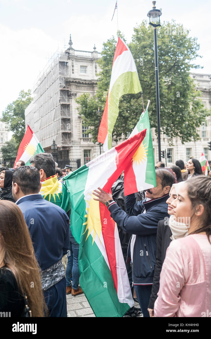 Kurdistan referendum Supporting Kurdistan referendum in London. Kurdish ...