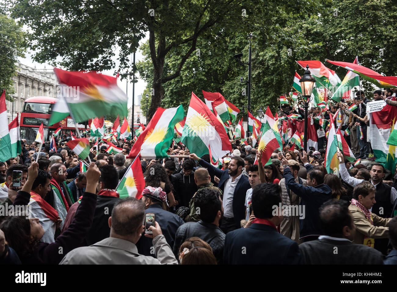 Kurdistan referendum Supporting Kurdistan referendum in London. Kurdish ...