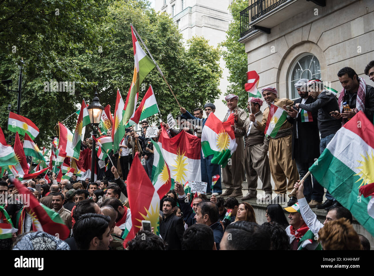 Kurdistan referendum Supporting Kurdistan referendum in London. Kurdish ...