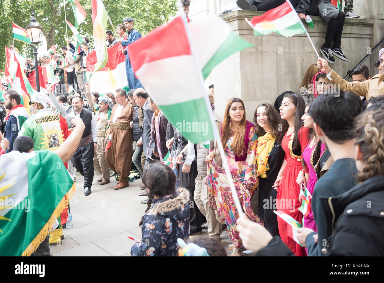 Kurdistan referendum Supporting Kurdistan referendum in London. Kurdish ...