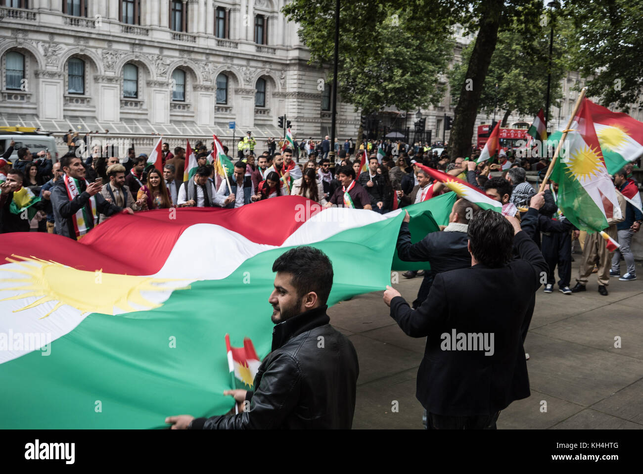 Kurdistan referendum Supporting Kurdistan referendum in London. Kurdish ...