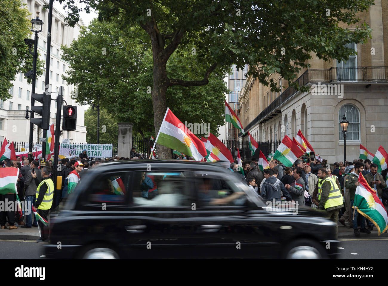 Kurdistan referendum Supporting Kurdistan referendum in London. Kurdish ...