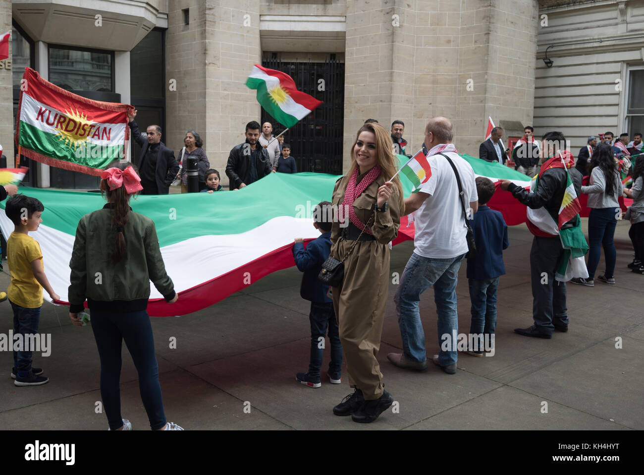 Kurdistan referendum Supporting Kurdistan referendum in London. Kurdish ...