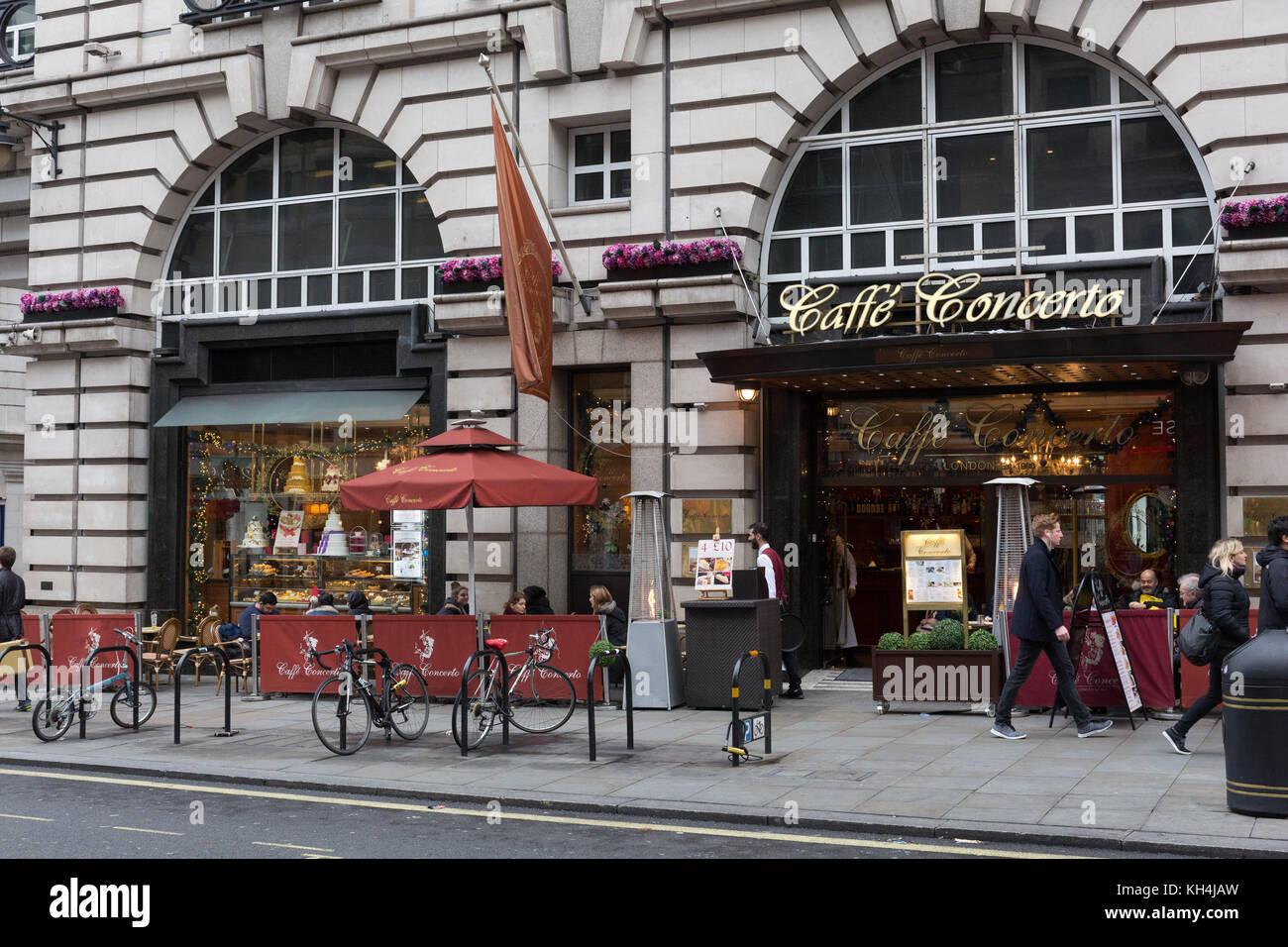 London caffe concerto hi-res stock photography and images - Alamy