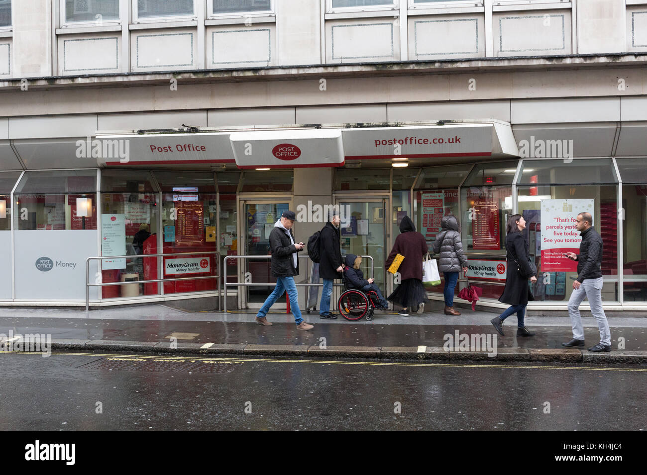 Trafalgar Square Post Office Stock Photo - Alamy