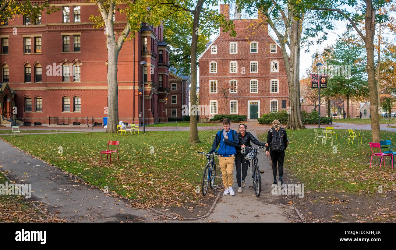 Harvard university hi-res stock photography and images - Alamy