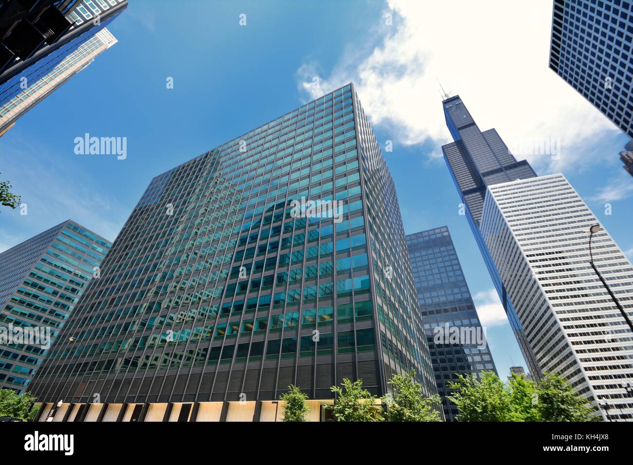 Skyscrapers architecture downtown hi-res stock photography and images ...
