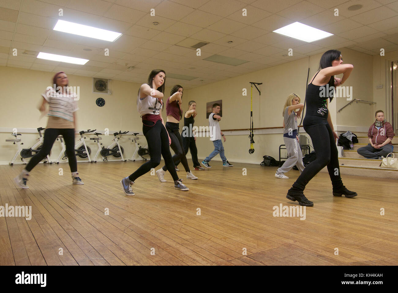 Dancers training in a dance studio Stock Photo - Alamy