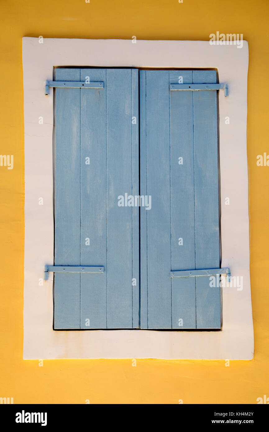 Colourful shutter, Assos, Kefalonia, Greece Stock Photo - Alamy