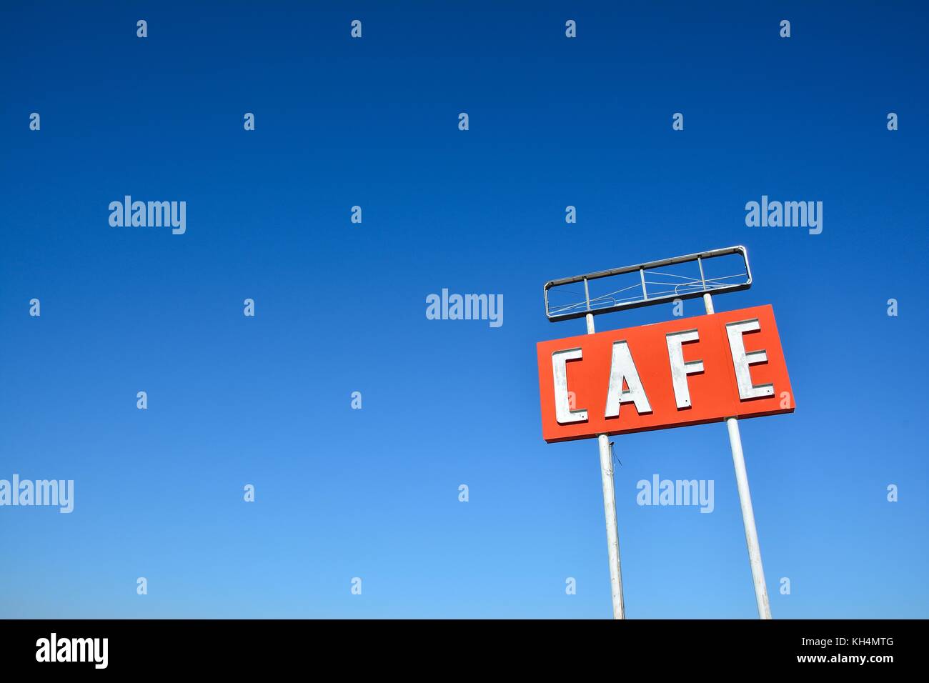 Vintage roadside restaurant sign route 66 hi-res stock photography and ...
