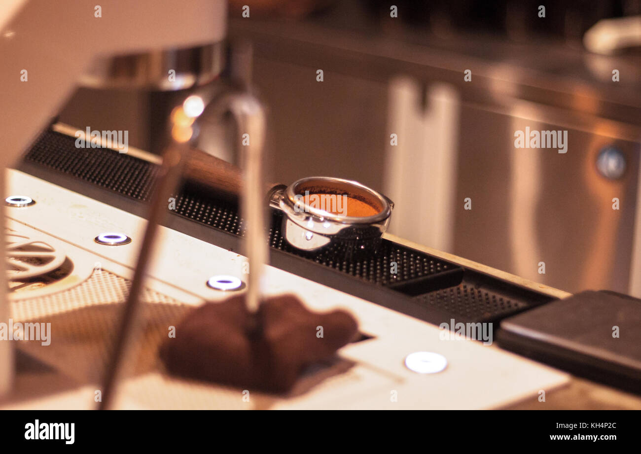 Perfect Coffee Bean Espresso Shot Tamping Stock Photo - Alamy