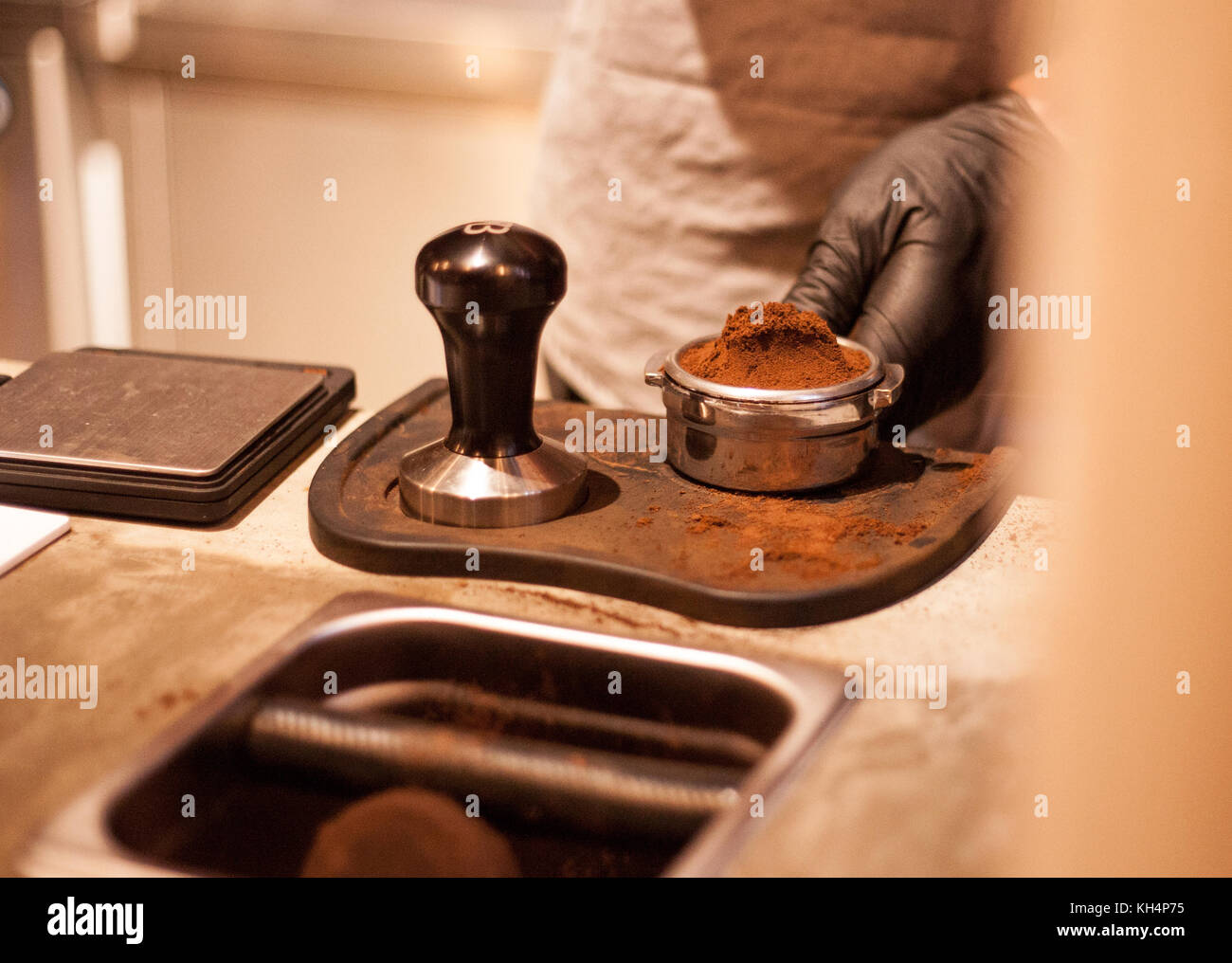 Hand tamping hi-res stock photography and images - Alamy