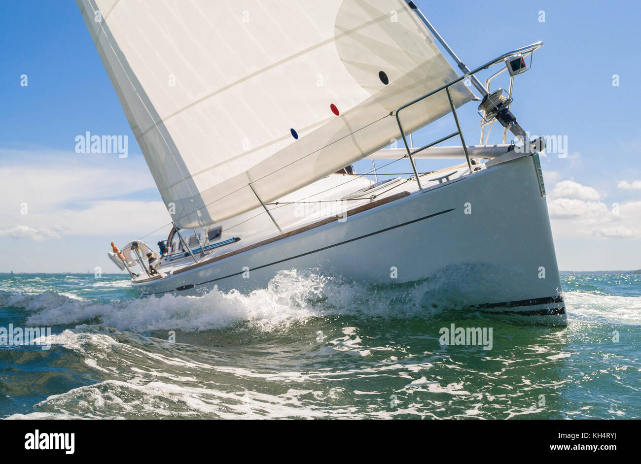 Blue hull sailboat hi-res stock photography and images - Alamy