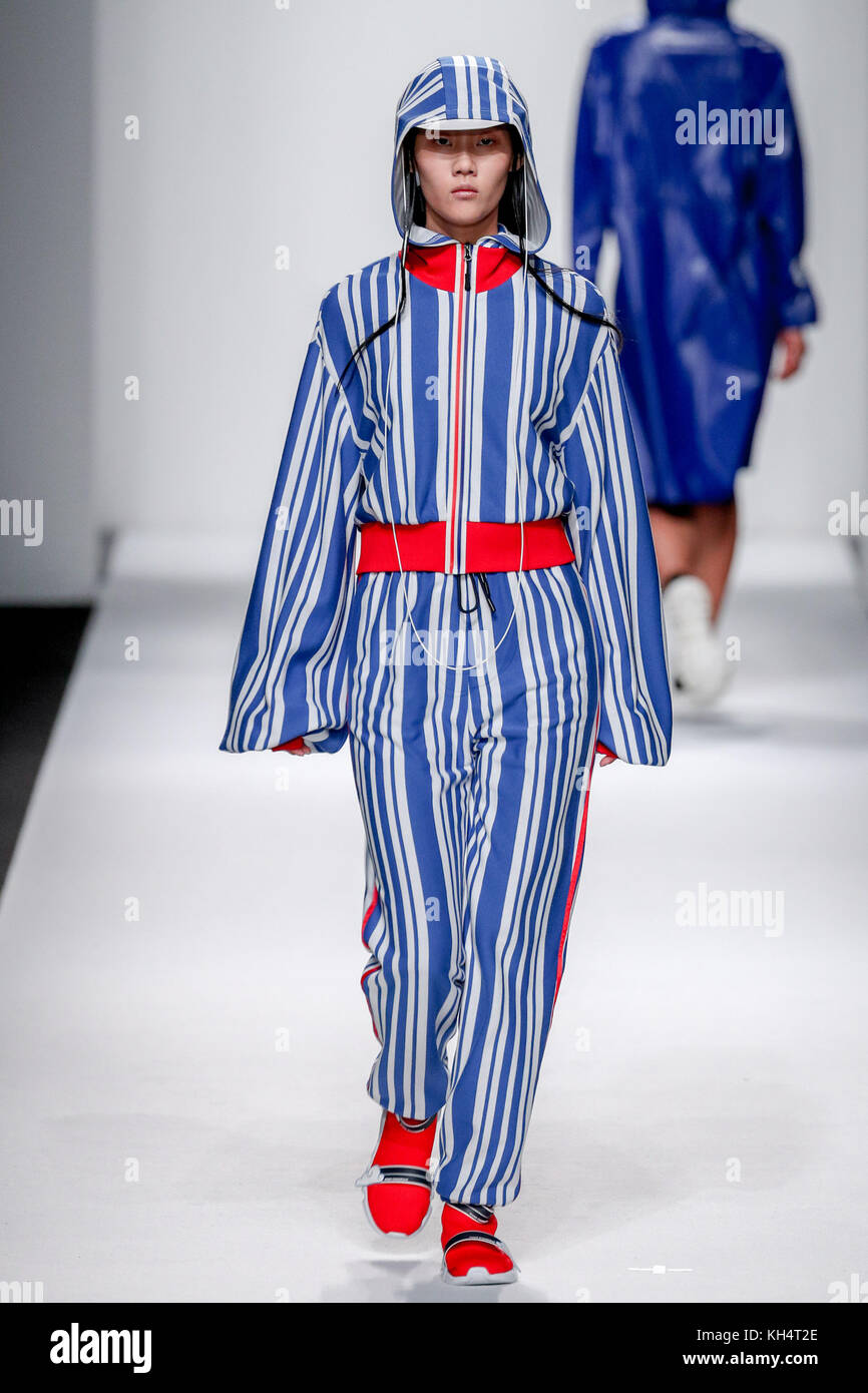Shanghai Fashion Week Spring/Summer 2018 - Wang Changrong - Catwalk ...