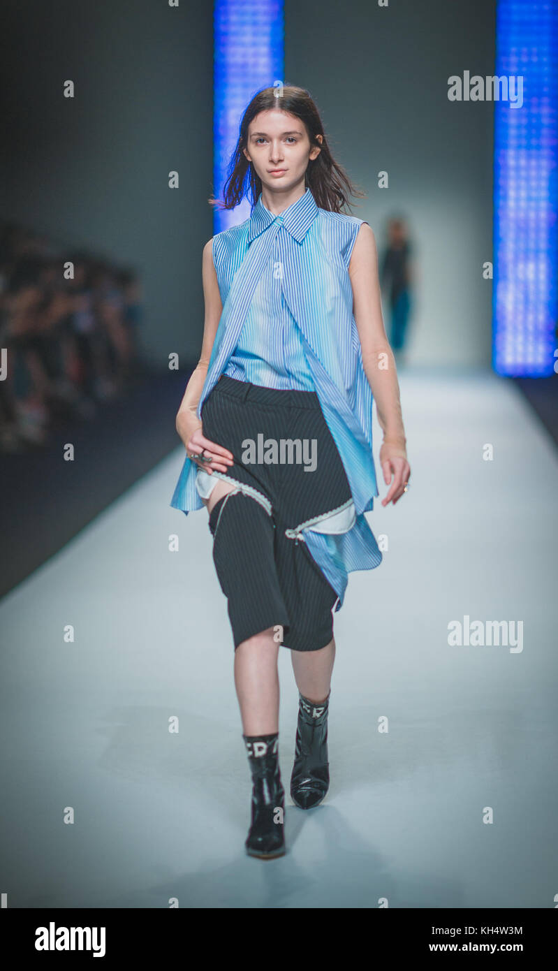 Shanghai Fashion Week Spring/Summer 2018 - Chaber C+ - Catwalk ...
