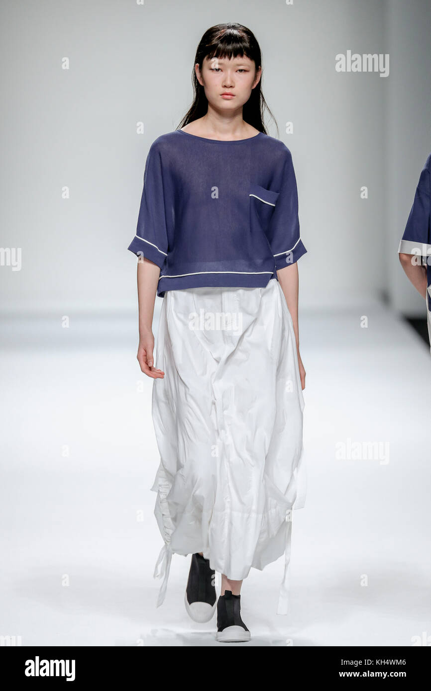 Shanghai Fashion Week Spring/Summer 2018 -Broadcast-Bo - Catwalk ...