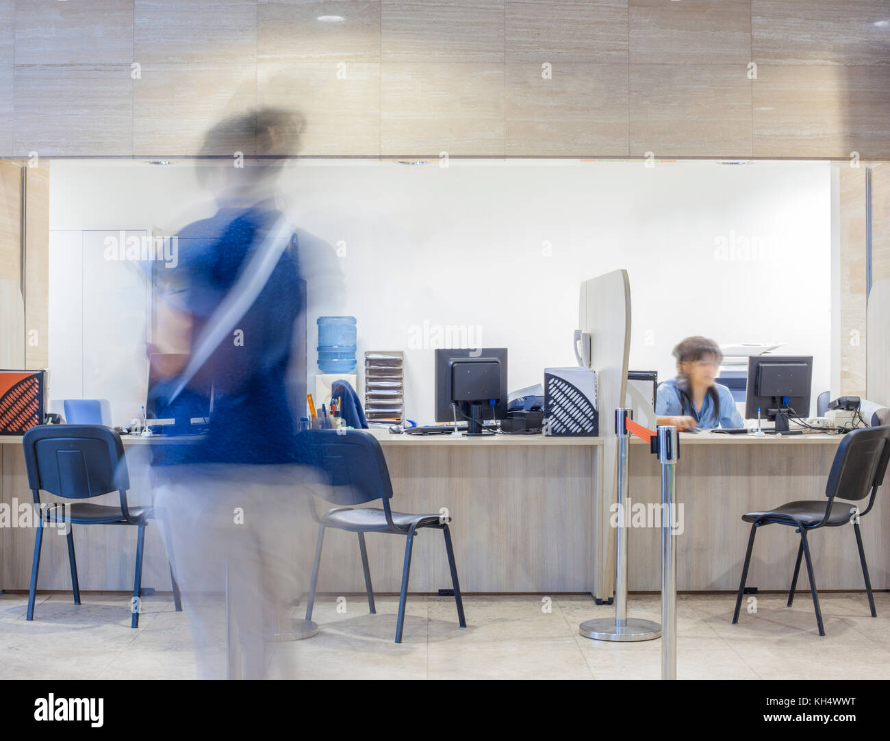 Registration desk hi-res stock photography and images - Alamy