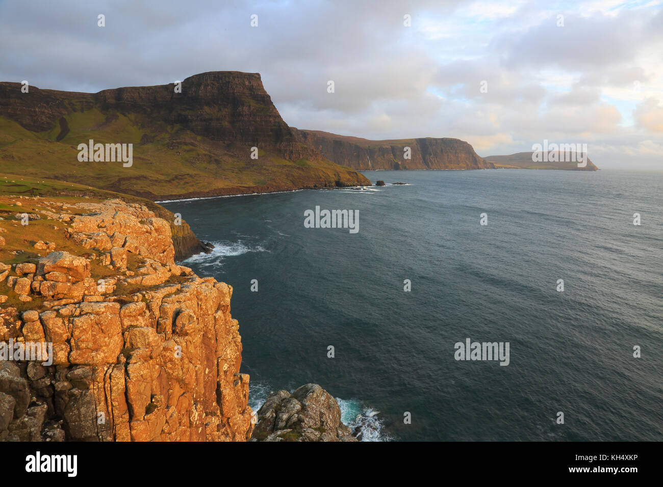 Moonen bay waterstein head hi-res stock photography and images - Alamy