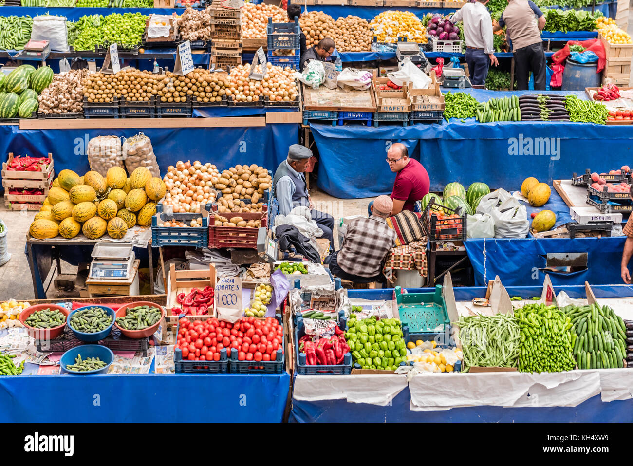 Pazar green market hi-res stock photography and images - Alamy