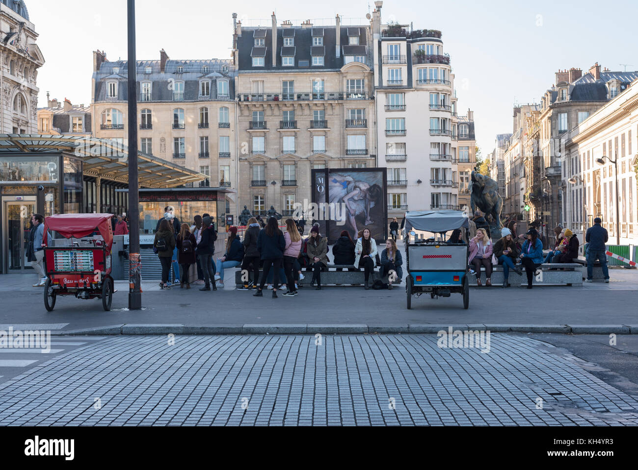 Paris, France -- November 7, 2017 -- Groups of people congregate ...