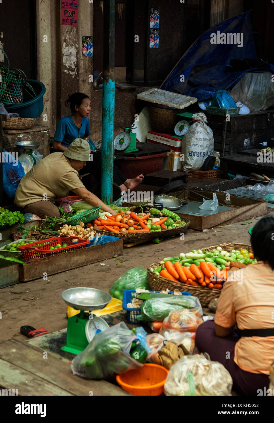 Inside Siem Reap market, close to Angkor Wat, Cambodia Stock Photo - Alamy