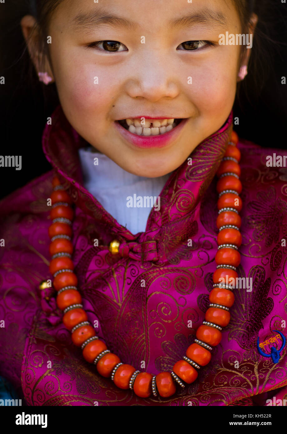 Tibetan child hi-res stock photography and images - Alamy
