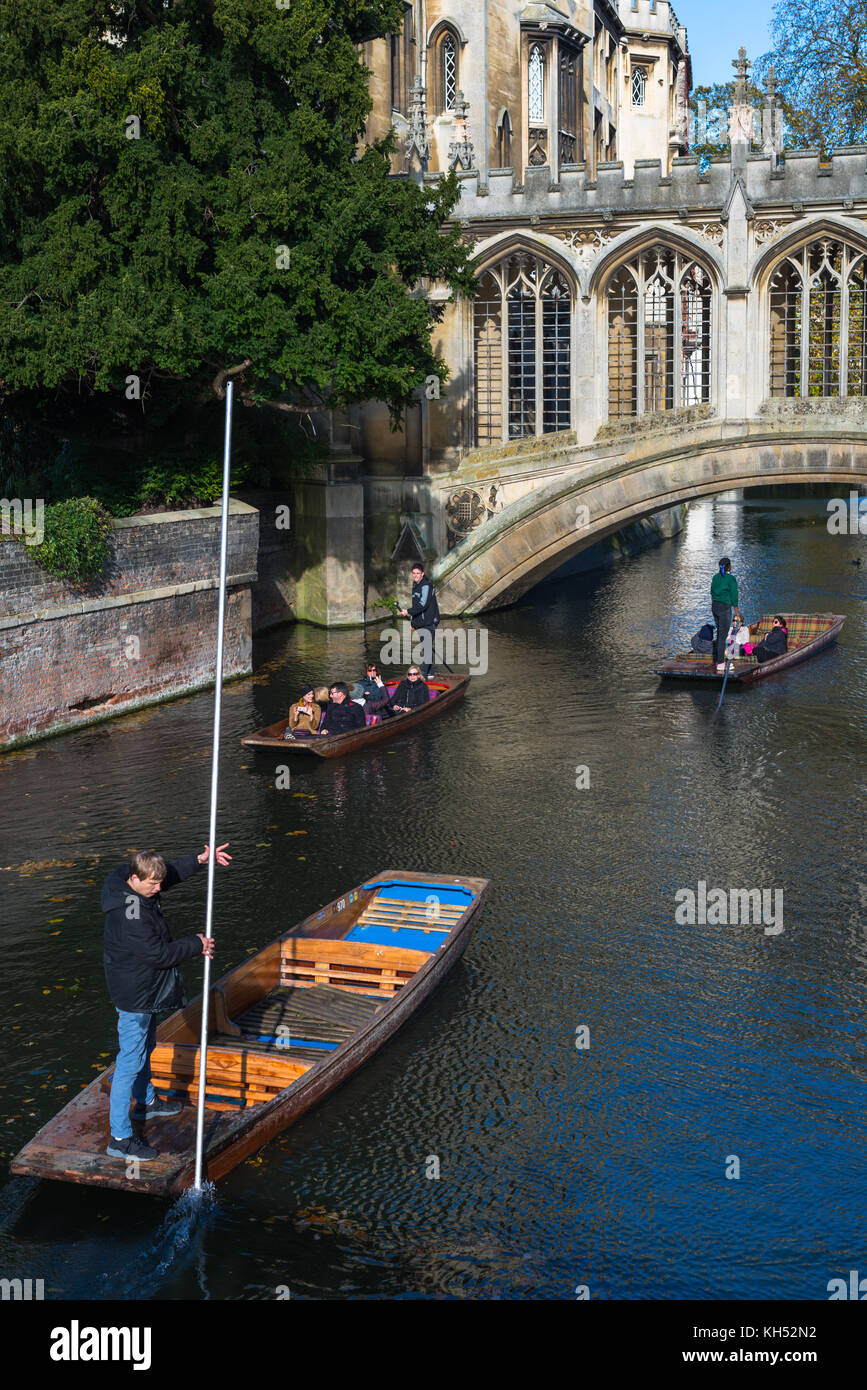 Bridge of sighs cambridge hi-res stock photography and images - Alamy