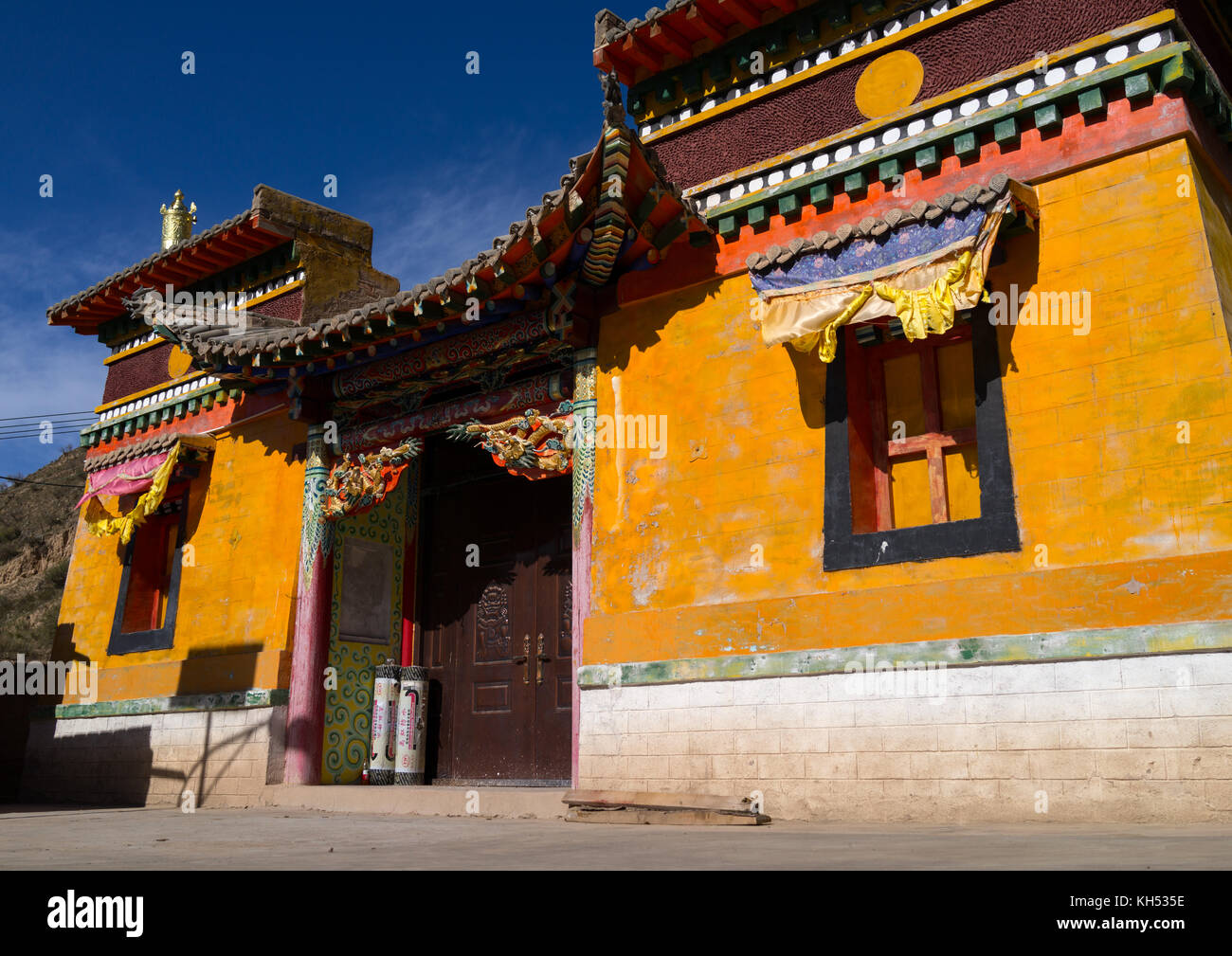 Yellow temple in Rongwo monastery, Tongren County, Longwu, China Stock ...
