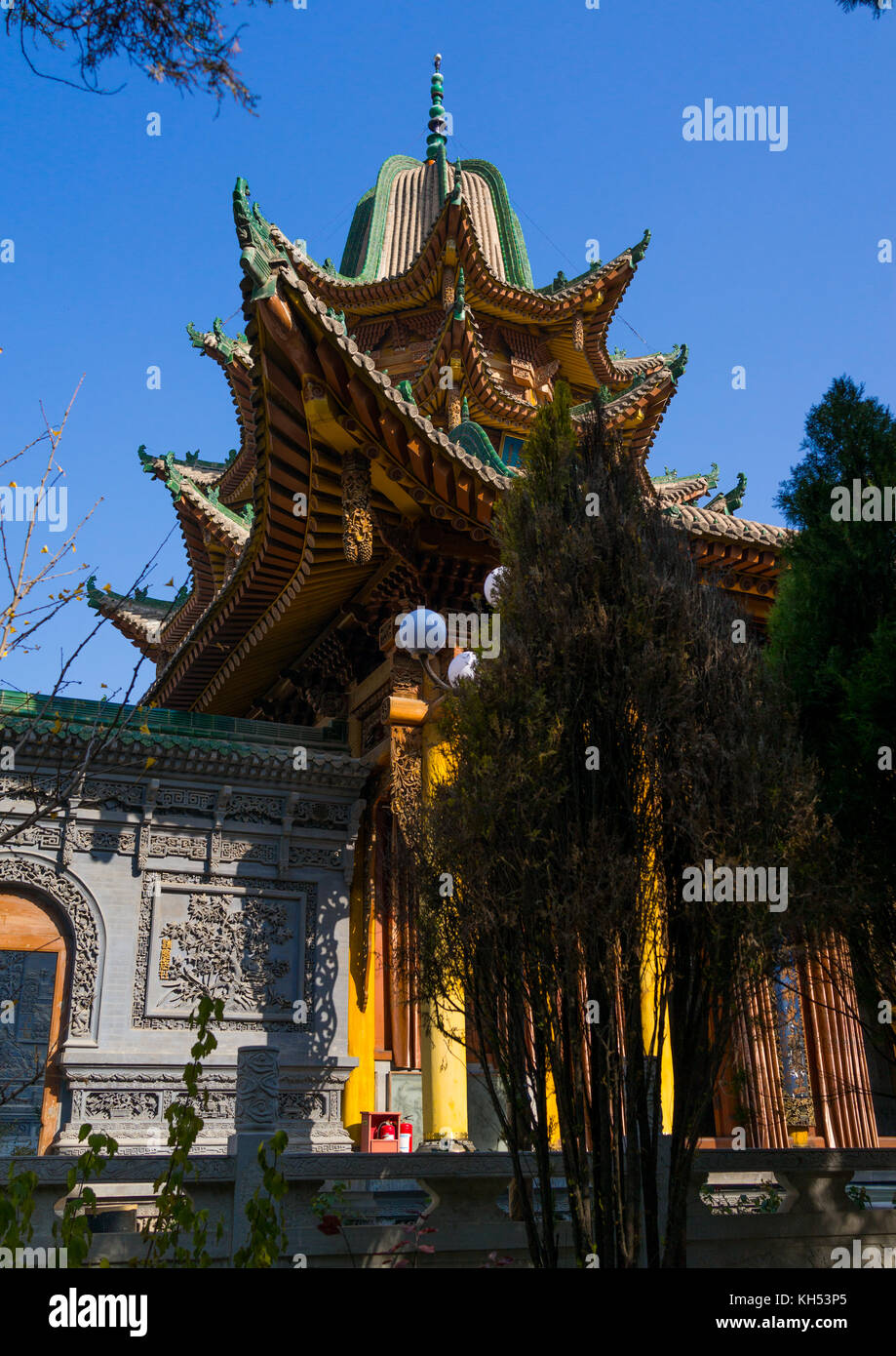 Gongbei temple hi-res stock photography and images - Alamy