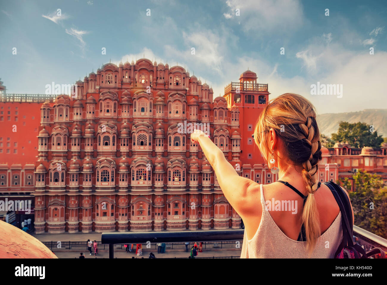Indian girl taj mahal unesco hi-res stock photography and images - Alamy