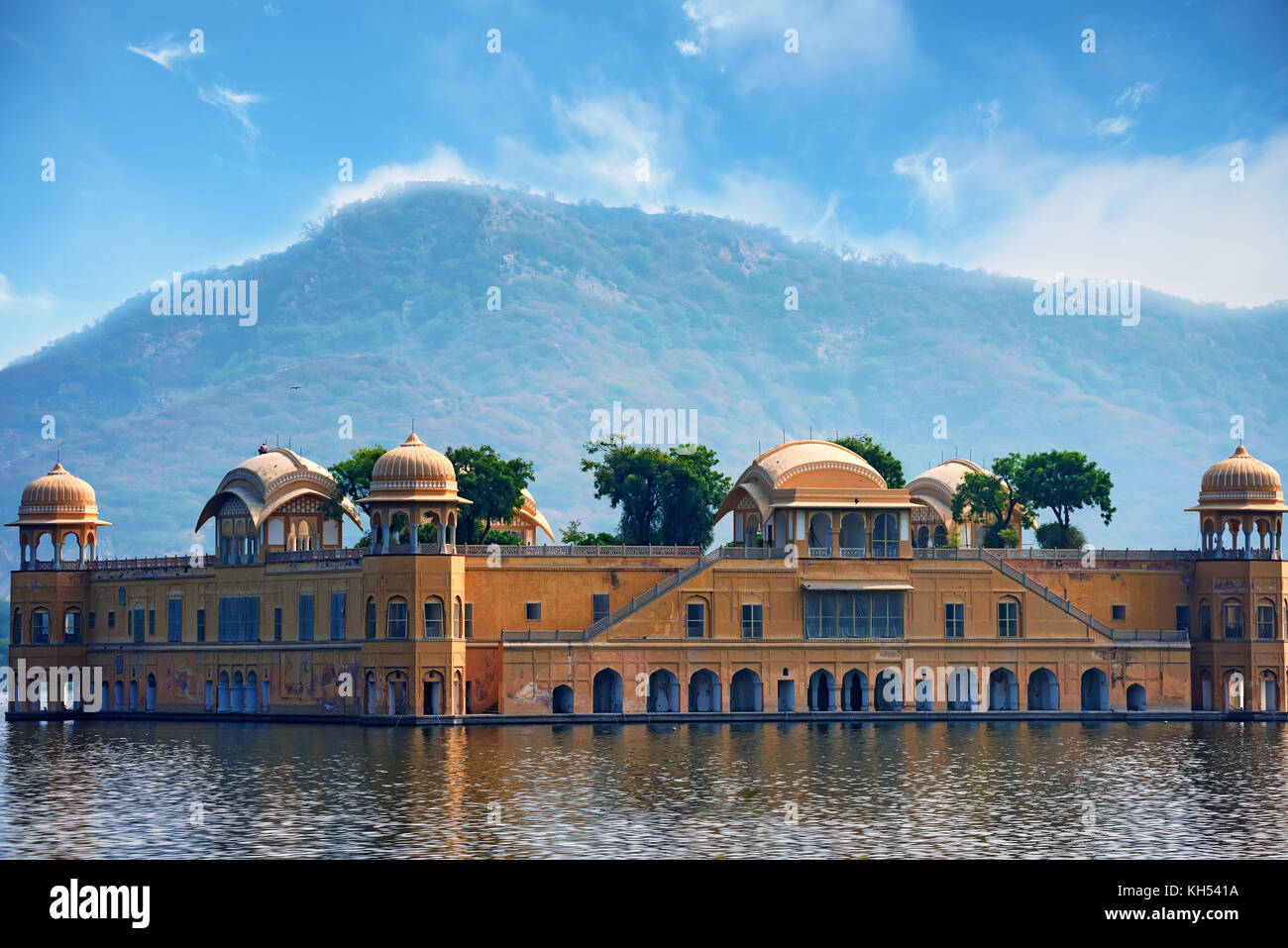 Jal Mahal and Man Sagar Lake in Rajasthan, India Stock Photo - Alamy