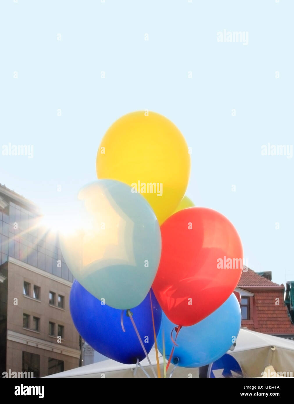 Floating balloons in the summer sky Stock Photo - Alamy