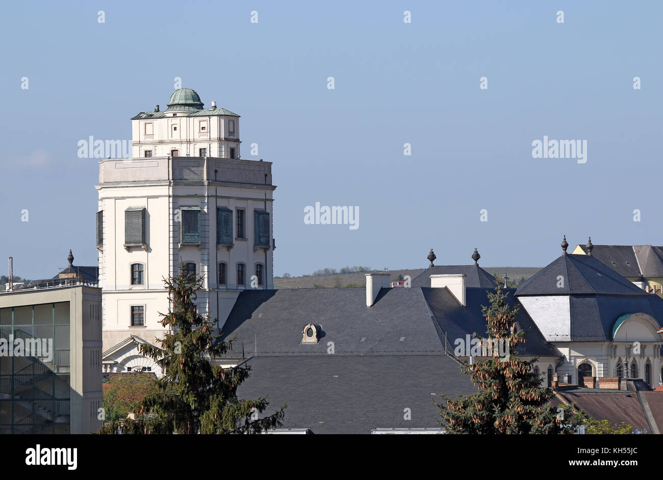 Science building observatory university hi-res stock photography and ...