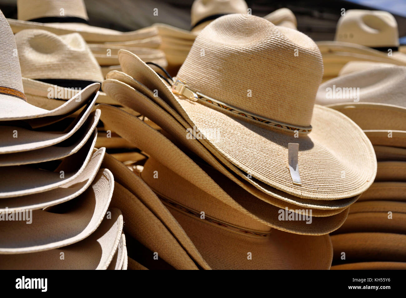 Stacks of hats hi-res stock photography and images - Alamy
