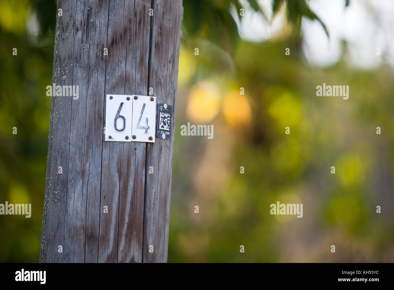 Mast marking pole number hi-res stock photography and images - Alamy