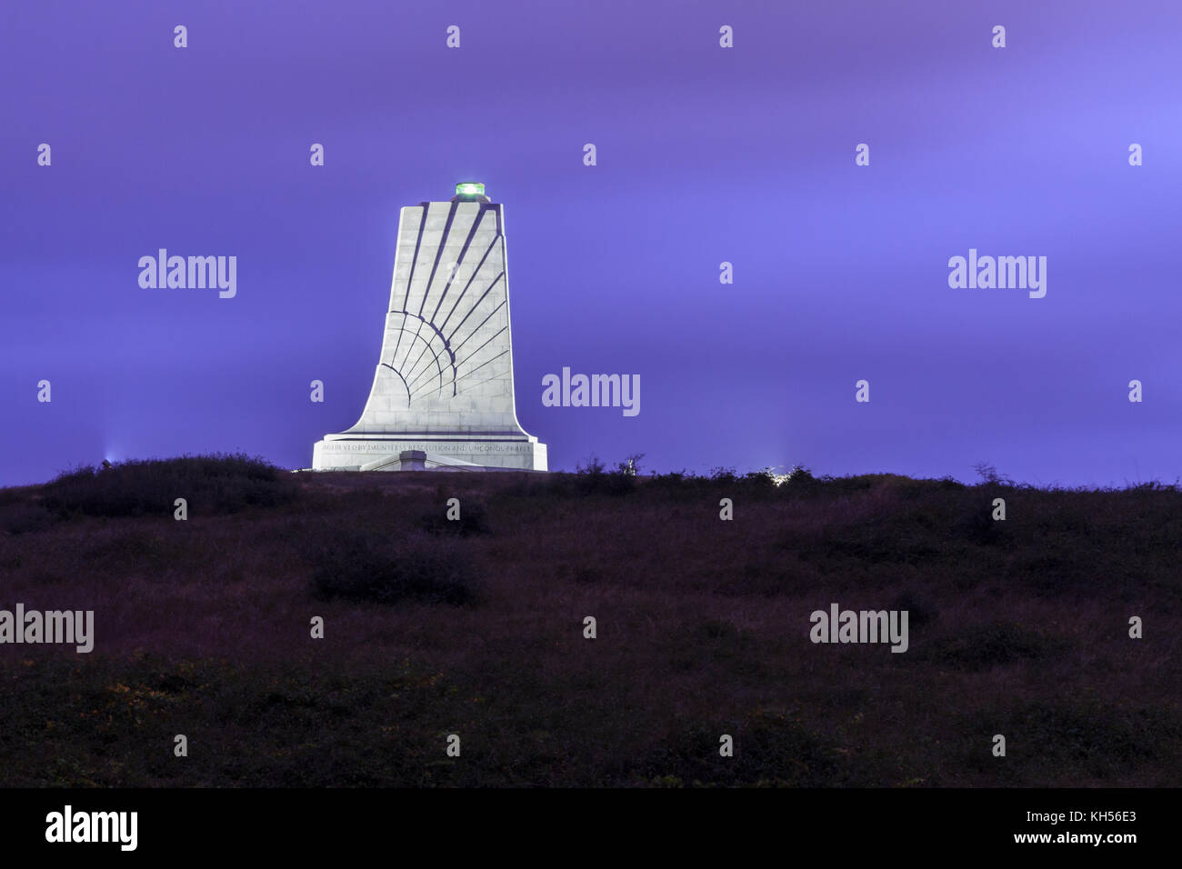 Wright brothers memorial hi-res stock photography and images - Alamy