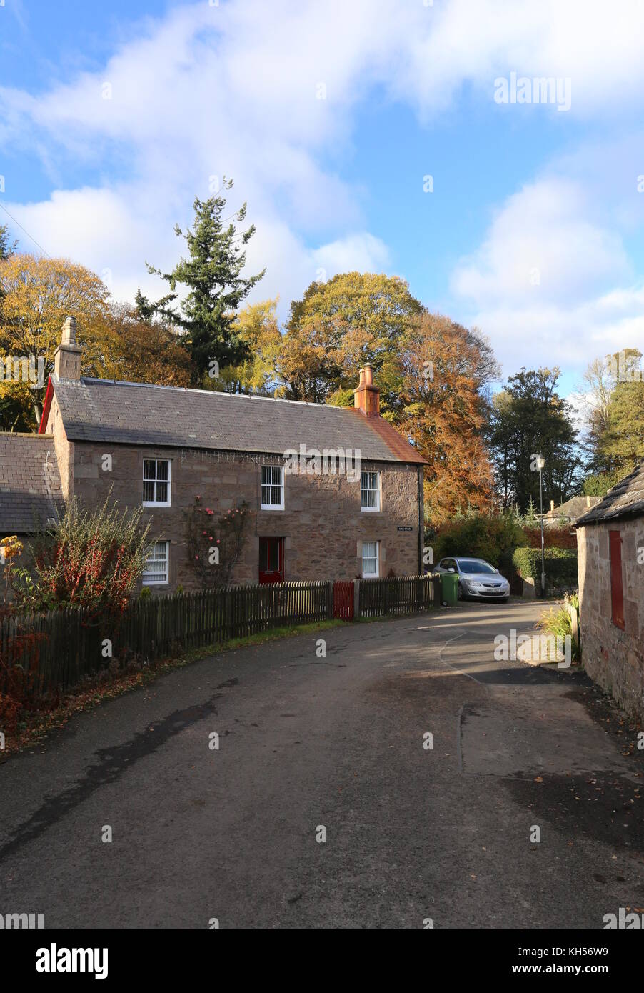 Glamis village hi-res stock photography and images - Alamy