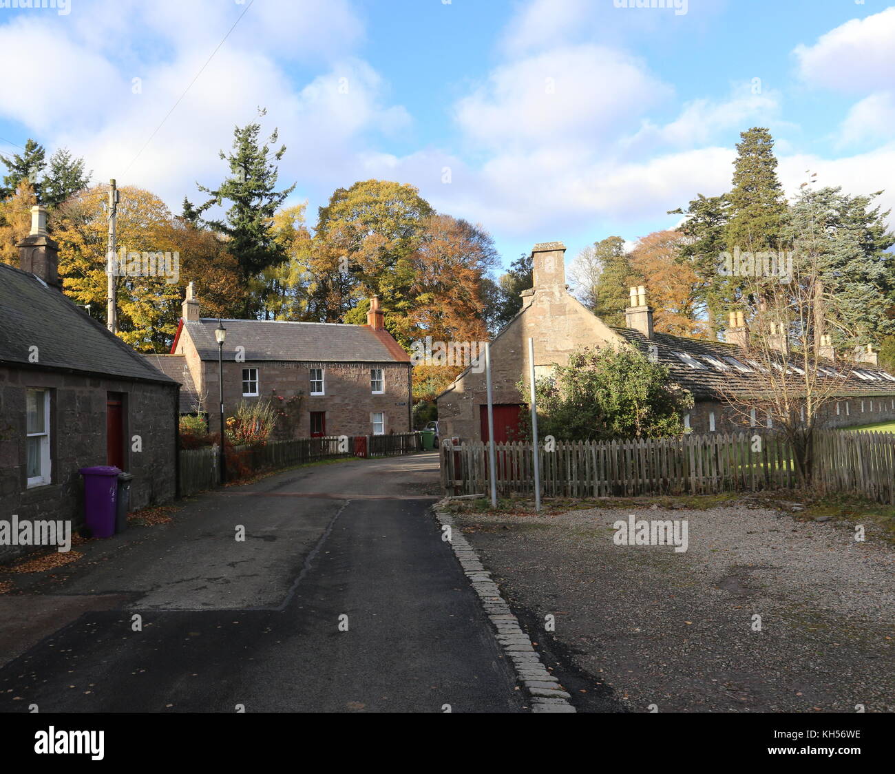 Glamis village hi-res stock photography and images - Alamy