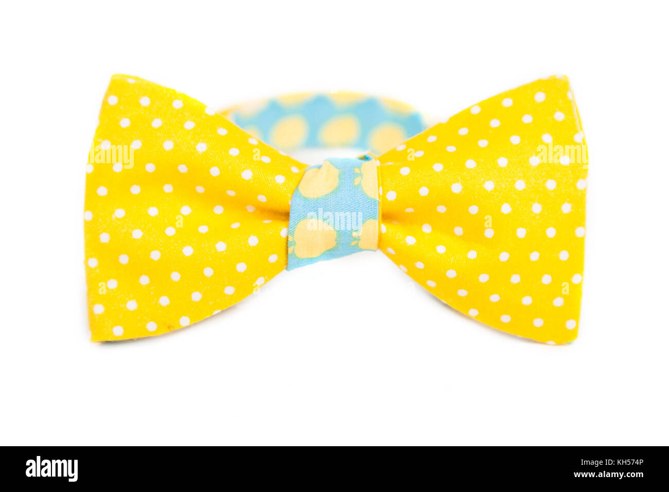 Yellow polka dots background hi-res stock photography and images - Alamy