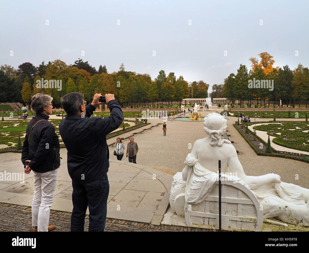 Palace het Loo of the Dutch Royal Family is open to the public ...