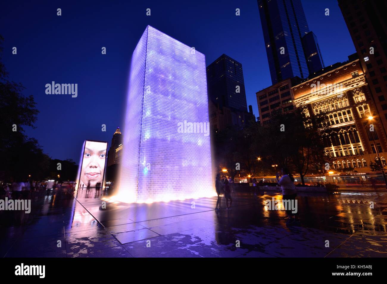 CHICAGO, USA - JULY 15 : View of the Crown Fountain in Millennium Park ...