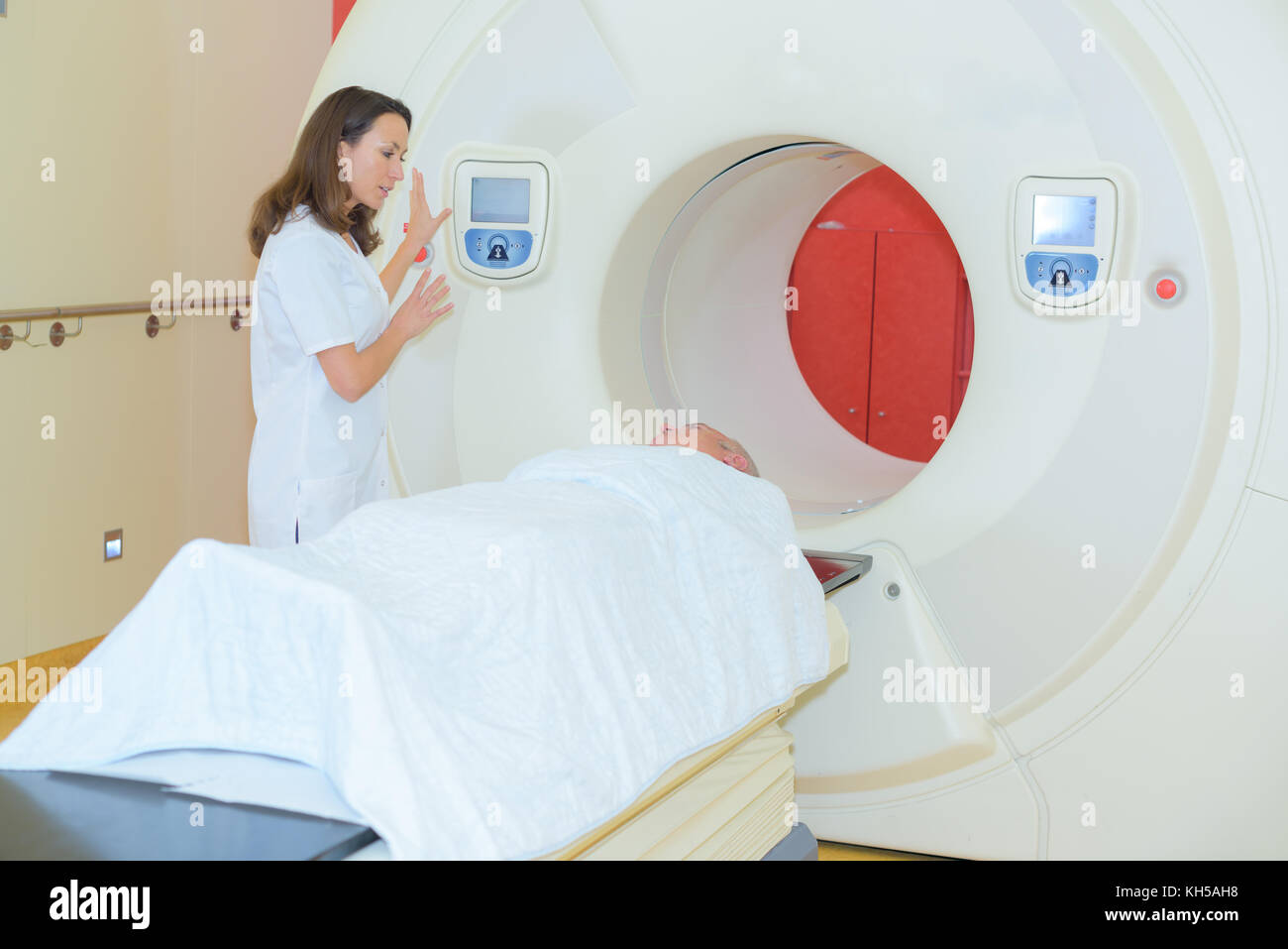 during MRI examination Stock Photo - Alamy
